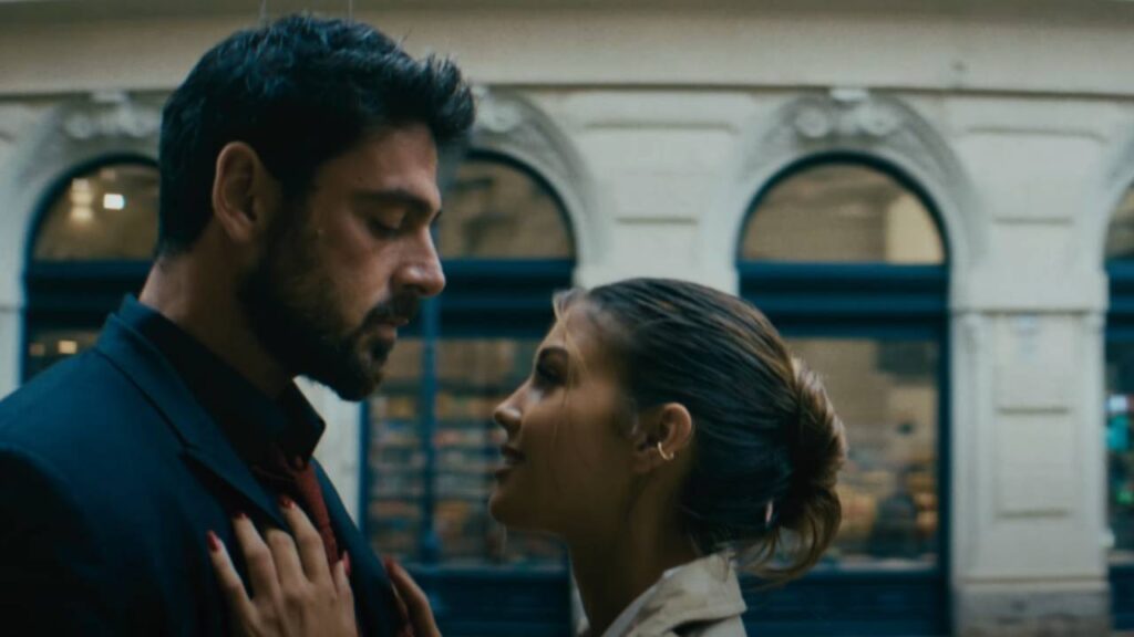 Horváth Csenge élvezte a forgatást Michele Morrone-val