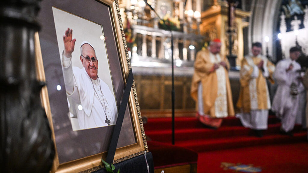 Kiderült, mi okozta Ferenc pápa halálát