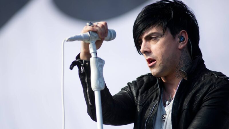 Elhunyt Ian Watkins, a pedofíliáért elítélt rocksztár